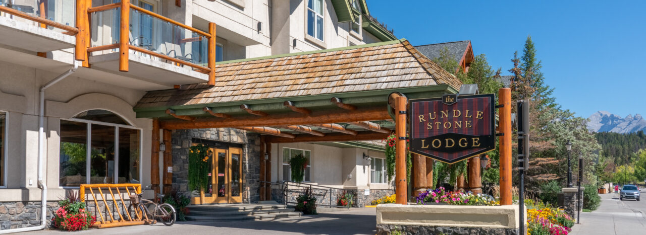 Rundlestone Lodge - The Rundlestone Lodge